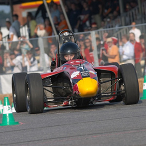 FSG: 700 students from all over the world celebrate the successful ...