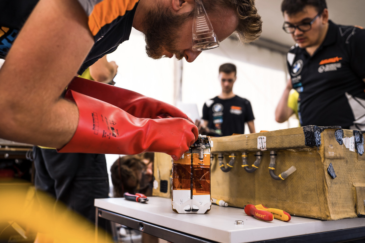 FSG: Electrical System Officer Qualification